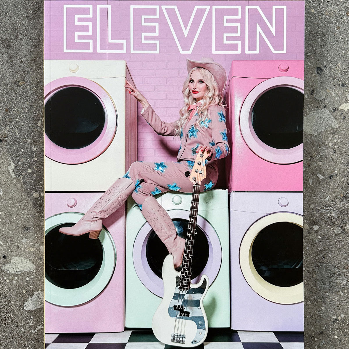 ELEVEN Guitar Magazine #3 - Jennie Vee Cover – FRET12