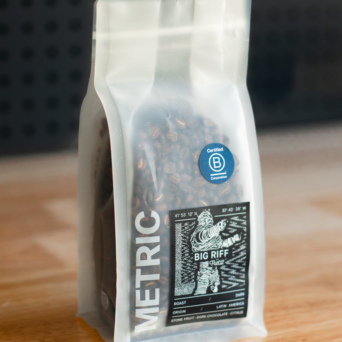 METRIC Big Riff Dark Roast Coffee Beans – FRET12